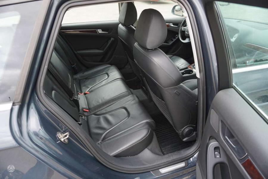 Grey Audi A4 2008 in Klaipeda, with an engine capacity of 1.80 L and mileage of 224 thousand km for 2200 €, photo 12 on AUTOMOTO.COM.LV