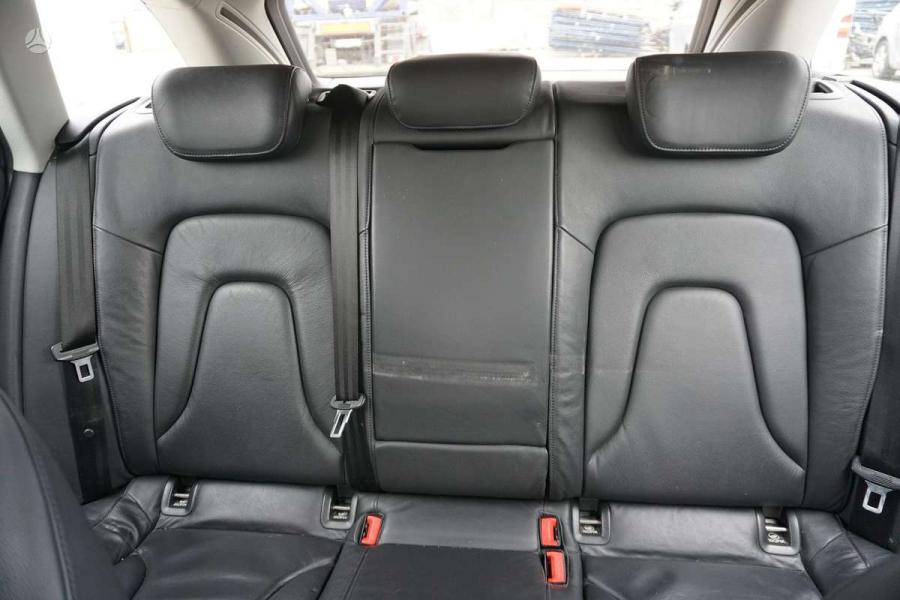 Grey Audi A4 2008 in Klaipeda, with an engine capacity of 1.80 L and mileage of 224 thousand km for 2200 €, photo 16 on AUTOMOTO.COM.LV