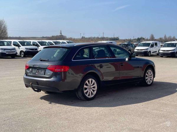 Pelēks Audi A4 2008 Ukmergė, ar dzinēja tilpumu 1.80 L un nobraukumu 353 tūkst. km par 2300 €, foto 3 vietnē AUTOMOTO.COM.LV