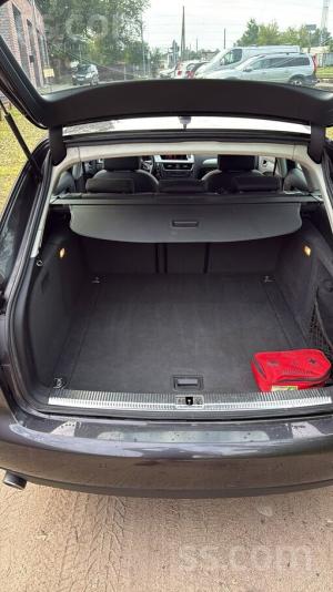 Grey Audi A4 2008 in Riga, with an engine capacity of 3.00 L and mileage of 290 thousand km for 4500 €, photo 9 on AUTOMOTO.COM.LV