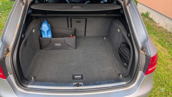 Pelēks Audi A4 2008 Klaipėda, ar dzinēja tilpumu 2.97 L un nobraukumu 415 tūkst. km par 5000 €, foto 9 vietnē AUTOMOTO.COM.LV