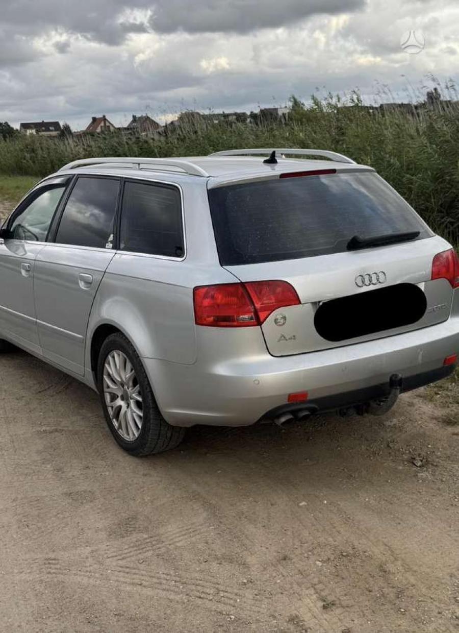 Grey Audi A4 2008 in Klaipeda, with an engine capacity of 1.97 L and mileage of 297 thousand km for 3200 €, photo 4 on AUTOMOTO.COM.LV