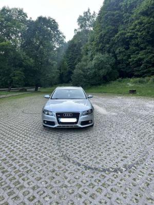 Grey Audi A4 2008 in Vilnius, with an engine capacity of 2.97 L and mileage of 326 thousand km for 4000 €, photo 3 on AUTOMOTO.COM.LV