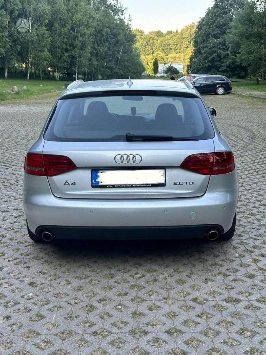 Grey Audi A4 2008 in Vilnius, with an engine capacity of 2.97 L and mileage of 326 thousand km for 4000 €, photo 6 on AUTOMOTO.COM.LV