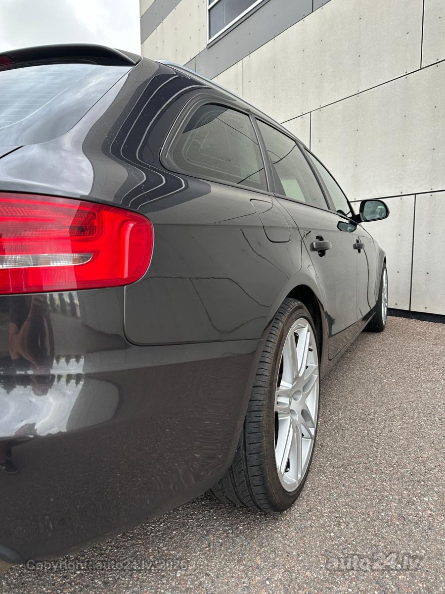 Pelēks Audi A4 2008 Tallina, ar dzinēja tilpumu 3.00 L un nobraukumu 363 tūkst. km par 6780 €, foto 7 vietnē AUTOMOTO.COM.LV