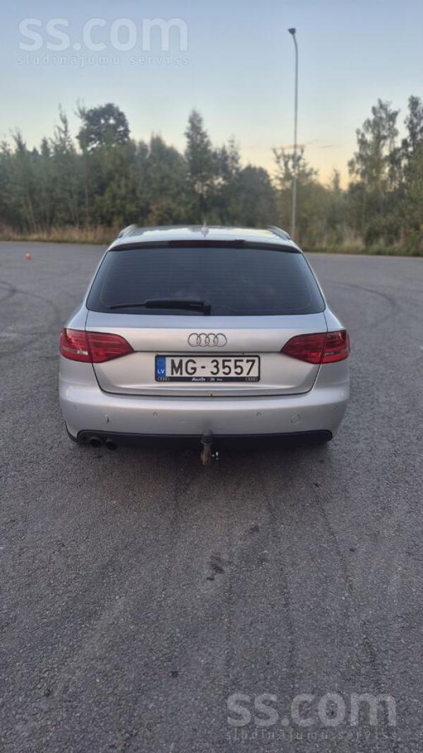 Audi A4 2008 Rēzekne vietnē Pelēks Audi A4 2008 Rēzekne, ar dzinēja tilpumu 2.00 L un nobraukumu 415 tūkst. km par 3600 €, foto 7 vietnē AUTOMOTO.COM.LV