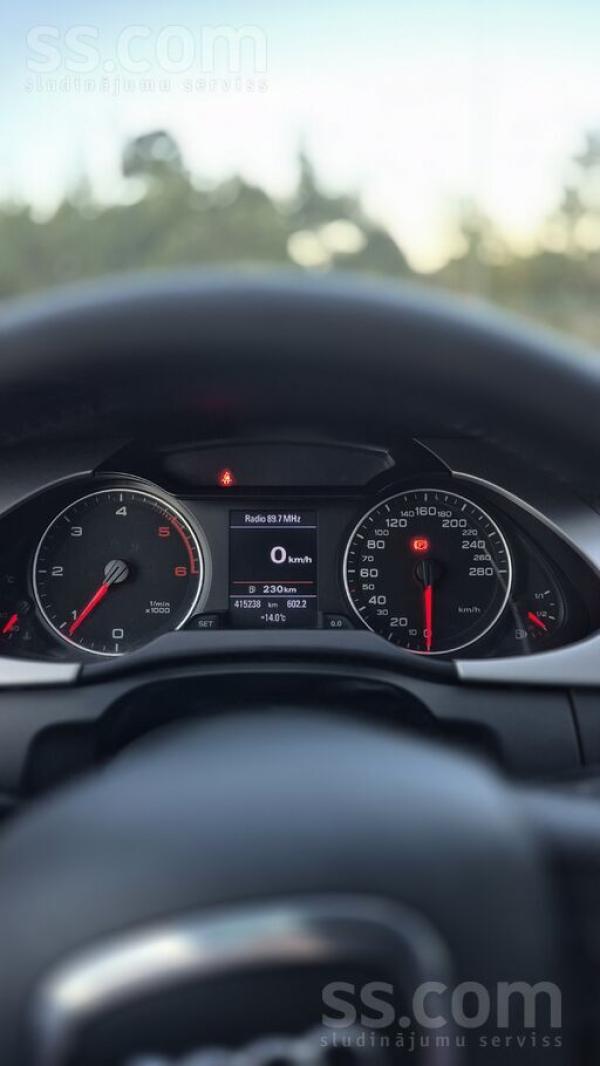 Audi A4 2008 Rēzekne vietnē Pelēks Audi A4 2008 Rēzekne, ar dzinēja tilpumu 2.00 L un nobraukumu 415 tūkst. km par 3600 €, foto 11 vietnē AUTOMOTO.COM.LV