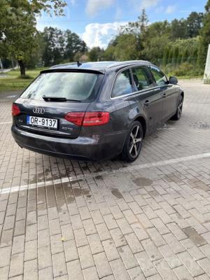 Pelēks Audi A4 2008 Rīga, ar dzinēja tilpumu 2.00 L un nobraukumu 294 tūkst. km par 4450 €, foto 5 vietnē AUTOMOTO.COM.LV