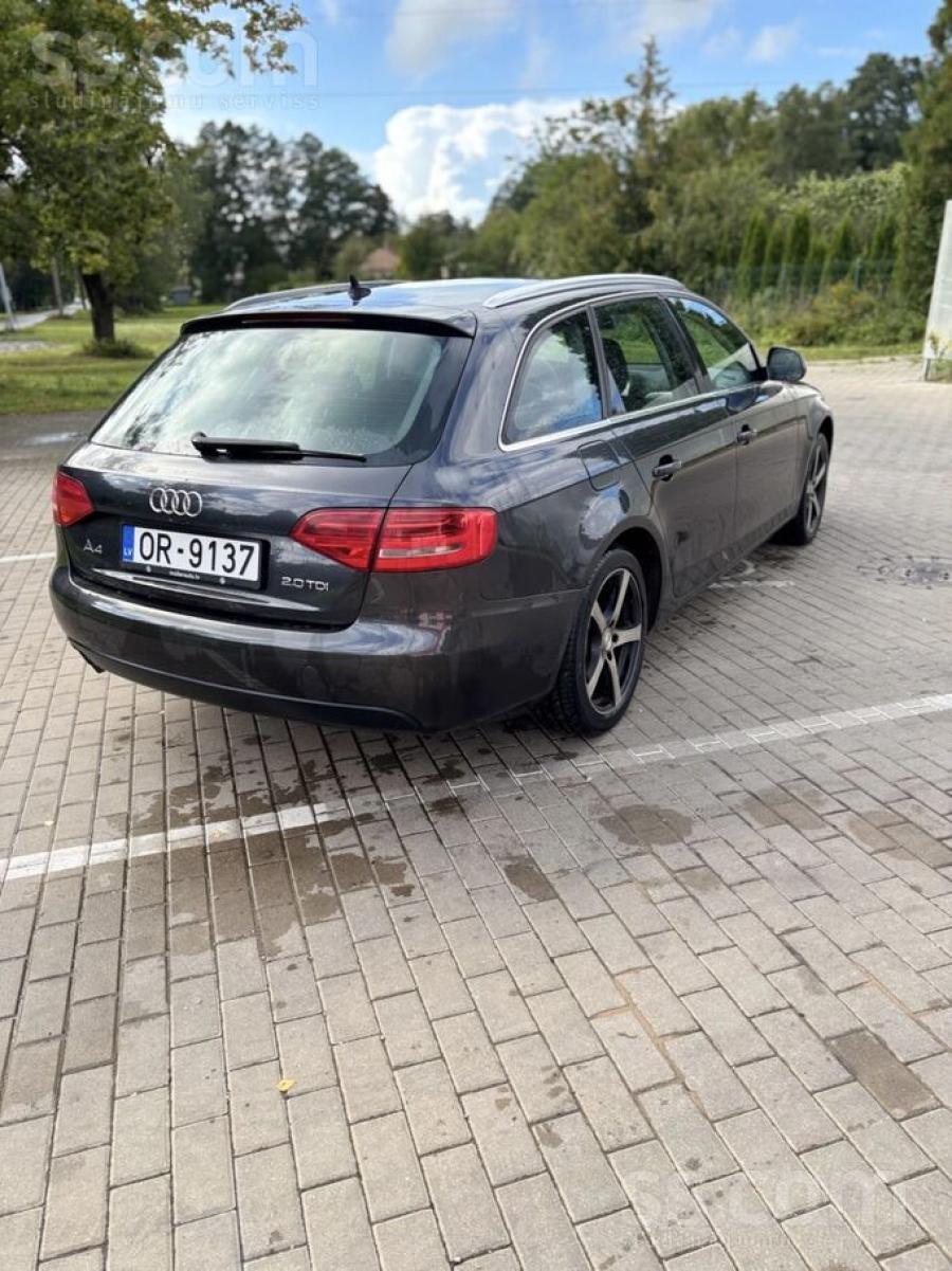 Pelēks Audi A4 2008 Rīga, ar dzinēja tilpumu 2.00 L un nobraukumu 294 tūkst. km par 4450 €, foto 5 vietnē AUTOMOTO.COM.LV