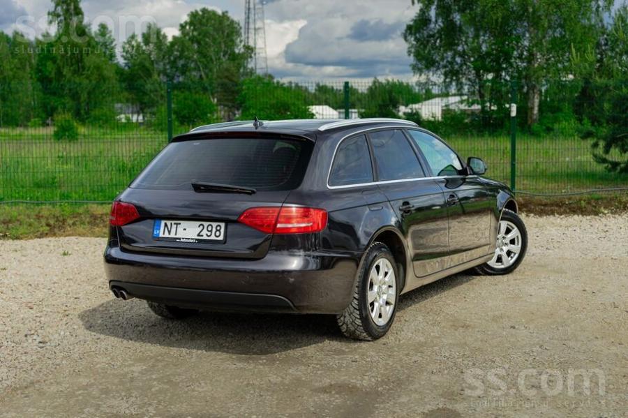 Pelēks Audi A4 2009 Rīga, ar dzinēja tilpumu 2.00 L un nobraukumu 0 tūkst. km par 4200 €, foto 6 vietnē AUTOMOTO.COM.LV
