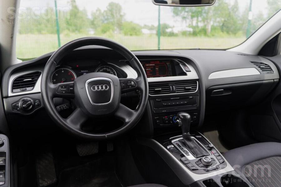 Pelēks Audi A4 2009 Rīga, ar dzinēja tilpumu 2.00 L un nobraukumu 0 tūkst. km par 4200 €, foto 7 vietnē AUTOMOTO.COM.LV