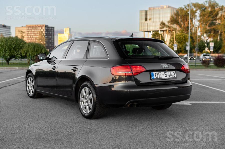 Grey Audi A4 2009 in Riga, with an engine capacity of 1.80 L and mileage of 230 thousand km for 4990 €, photo 4 on AUTOMOTO.COM.LV
