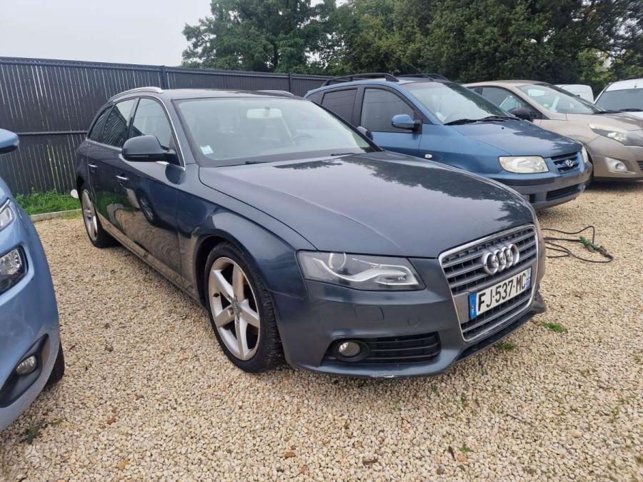 Grey Audi A4 2009 in Taurage, with an engine capacity of 2.00 L and mileage of 260 thousand km for 3400 €, photo 2 on AUTOMOTO.COM.LV