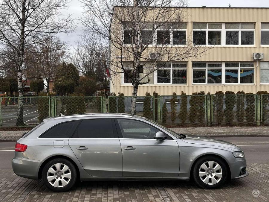 Grey Audi A4 2009 in Ukmerge, with an engine capacity of 1.97 L and mileage of 333 thousand km for 4600 €, photo 7 on AUTOMOTO.COM.LV