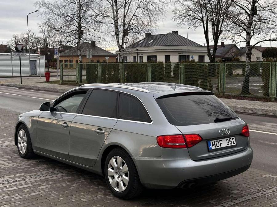 Grey Audi A4 2009 in Ukmerge, with an engine capacity of 1.97 L and mileage of 333 thousand km for 4600 €, photo 11 on AUTOMOTO.COM.LV