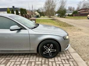 Grey Audi A4 2009 in Siauliai, with an engine capacity of 1.99 L and mileage of 260 thousand km for 5350 €, photo 12 on AUTOMOTO.COM.LV