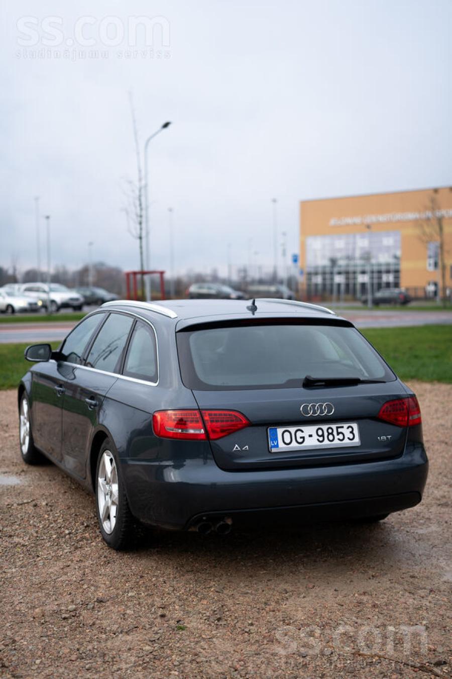 Pelēks Audi A4 2009 Jelgava, ar dzinēja tilpumu 1.80 L un nobraukumu 253 tūkst. km par 6000 €, foto 4 vietnē AUTOMOTO.COM.LV