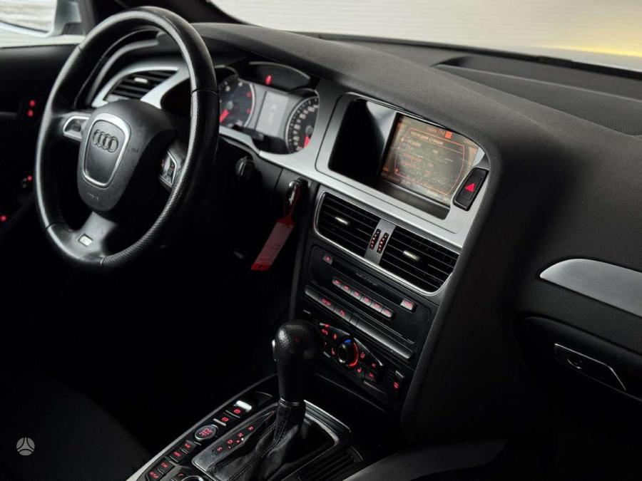 Grey Audi A4 2009 in Vilnius, with an engine capacity of 2.70 L and mileage of 351 thousand km for 4200 €, photo 8 on AUTOMOTO.COM.LV