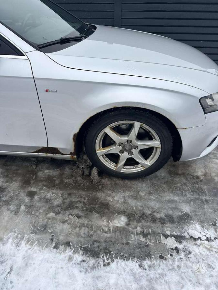 Grey Audi A4 2009 in Vilnius, with an engine capacity of 2.97 L and mileage of 310 thousand km for 1999 €, photo 3 on AUTOMOTO.COM.LV