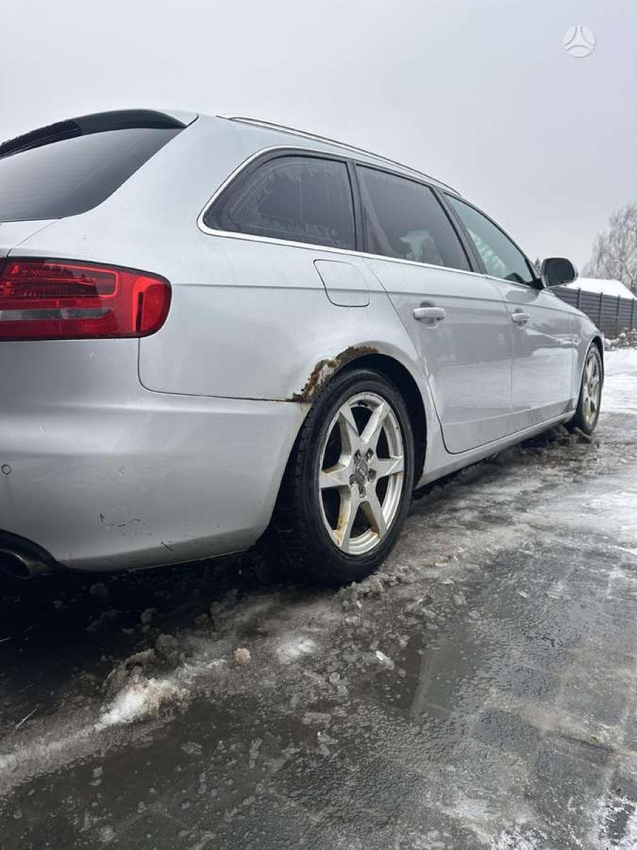 Grey Audi A4 2009 in Vilnius, with an engine capacity of 2.97 L and mileage of 310 thousand km for 1999 €, photo 4 on AUTOMOTO.COM.LV