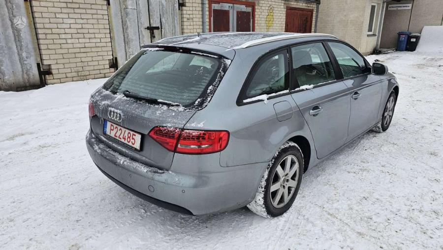 Grey Audi A4 2009 in Alytus, with an engine capacity of 1.97 L and mileage of 265 thousand km for 5750 €, photo 4 on AUTOMOTO.COM.LV