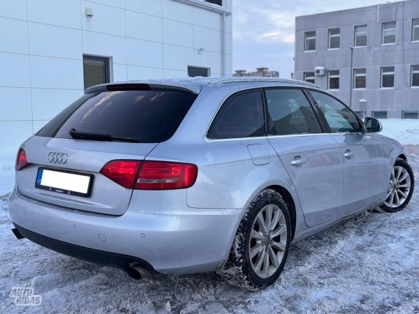 Grey Audi A4 2009 in Kaunas, with an engine capacity of 2.00 L and mileage of 320 thousand km for 3950 €, photo 3 on AUTOMOTO.COM.LV