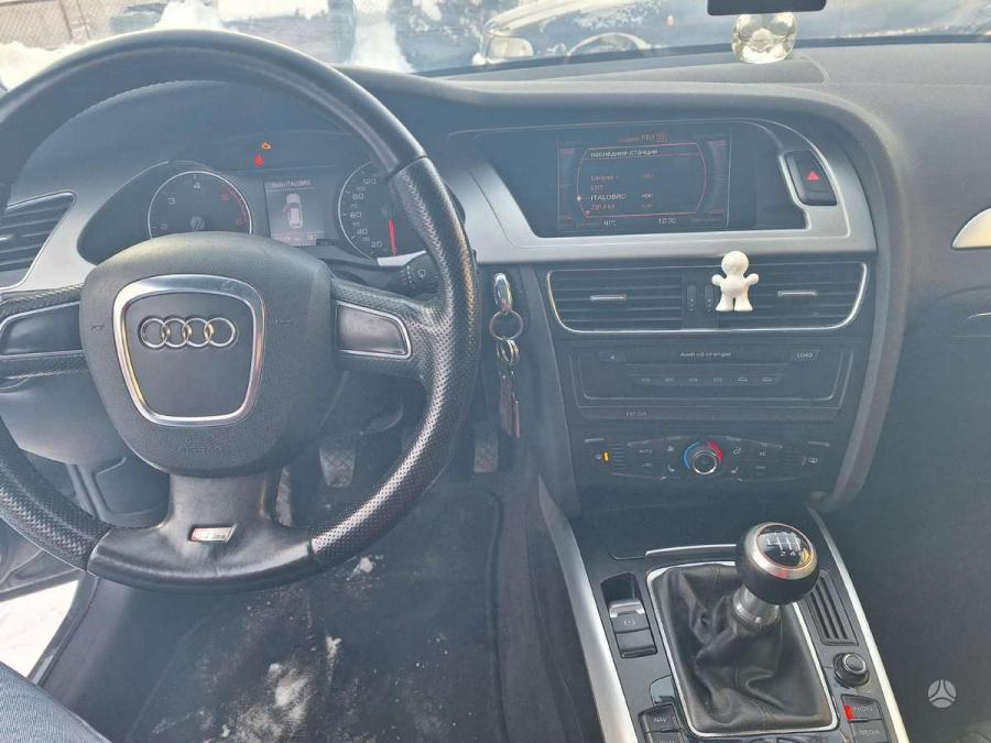 Grey Audi A4 2009 in Vilnius, with an engine capacity of 2.70 L and mileage of 312 thousand km for 3100 €, photo 2 on AUTOMOTO.COM.LV