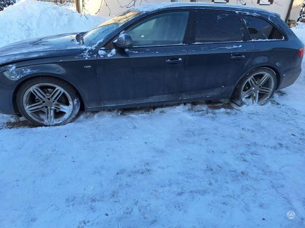 Pelēks Audi A4 2009 Viļņa, ar dzinēja tilpumu 2.70 L un nobraukumu 312 tūkst. km par 3100 €, foto 6 vietnē AUTOMOTO.COM.LV