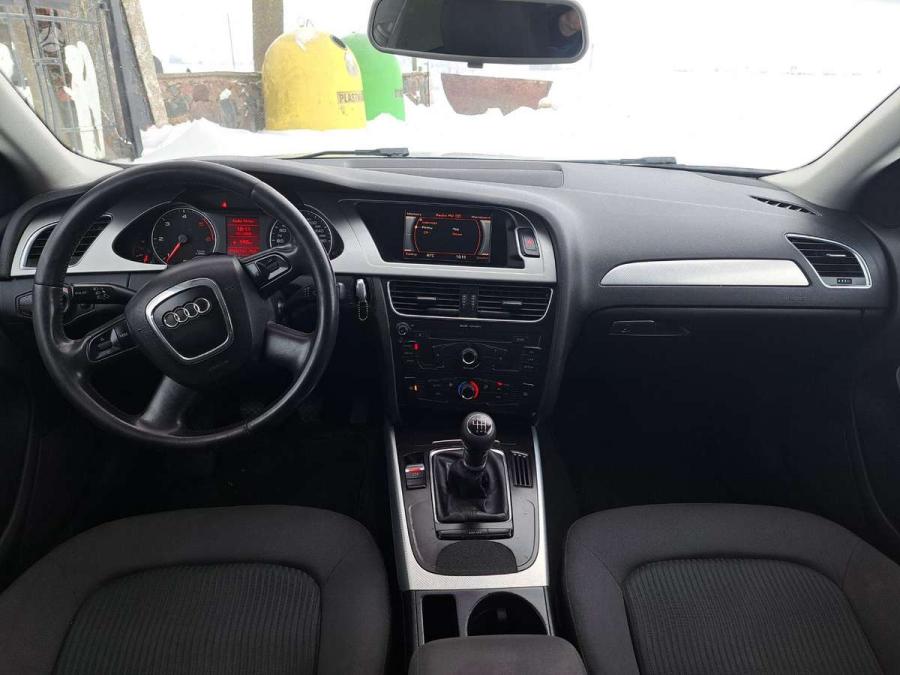 Pelēks Audi A4 2009 Pasvalys, ar dzinēja tilpumu 1.97 L un nobraukumu 345 tūkst. km par 3500 €, foto 6 vietnē AUTOMOTO.COM.LV