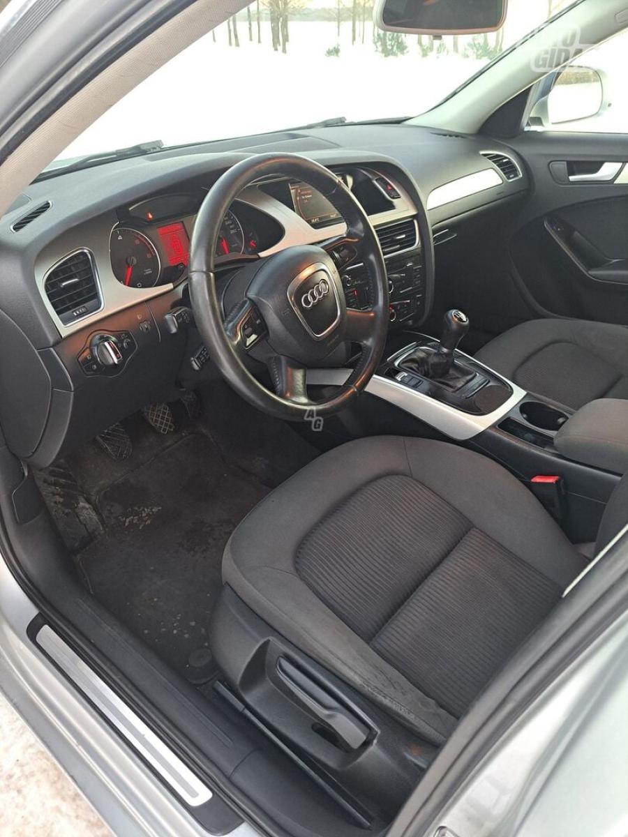 Pelēks Audi A4 2009 Pasvalys, ar dzinēja tilpumu 2.00 L un nobraukumu 349 tūkst. km par 3500 €, foto 5 vietnē AUTOMOTO.COM.LV
