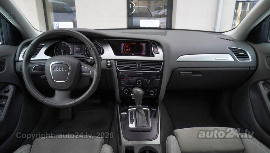 Pelēks Audi A4 2009 Tallina, ar dzinēja tilpumu 2.00 L un nobraukumu 168 tūkst. km par 7400 €, foto 12 vietnē AUTOMOTO.COM.LV