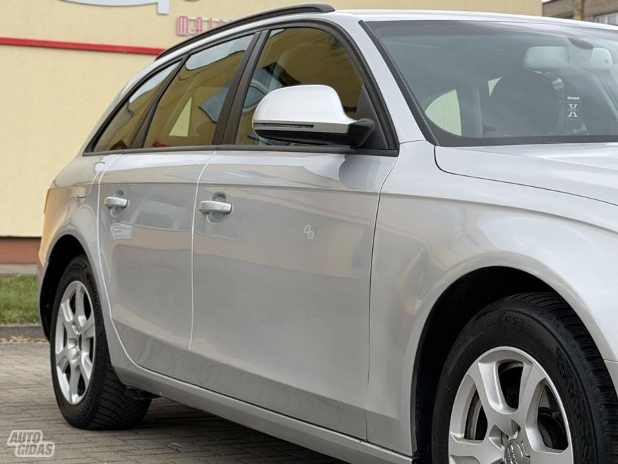 Pelēks Audi A4 2009 Kaišiadorys, ar dzinēja tilpumu 2.00 L un nobraukumu 290 tūkst. km par 4000 €, foto 10 vietnē AUTOMOTO.COM.LV