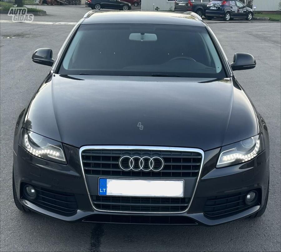 Pelēks Audi A4 2009 Alīta, ar dzinēja tilpumu 2.00 L un nobraukumu 239 tūkst. km par 5100 €, foto 3 vietnē AUTOMOTO.COM.LV