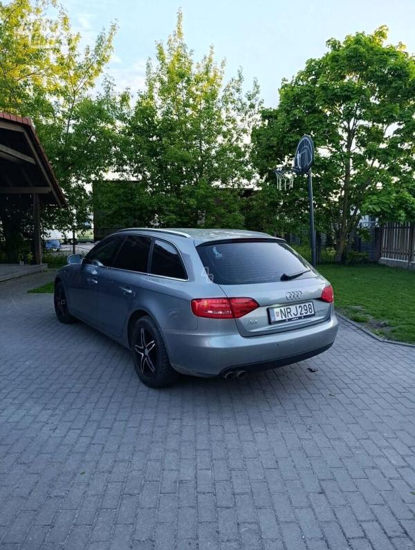 Grey Audi A4 2009 in Panevezys, with an engine capacity of 2.00 L and mileage of 259 thousand km for 5000 €, photo 5 on AUTOMOTO.COM.LV