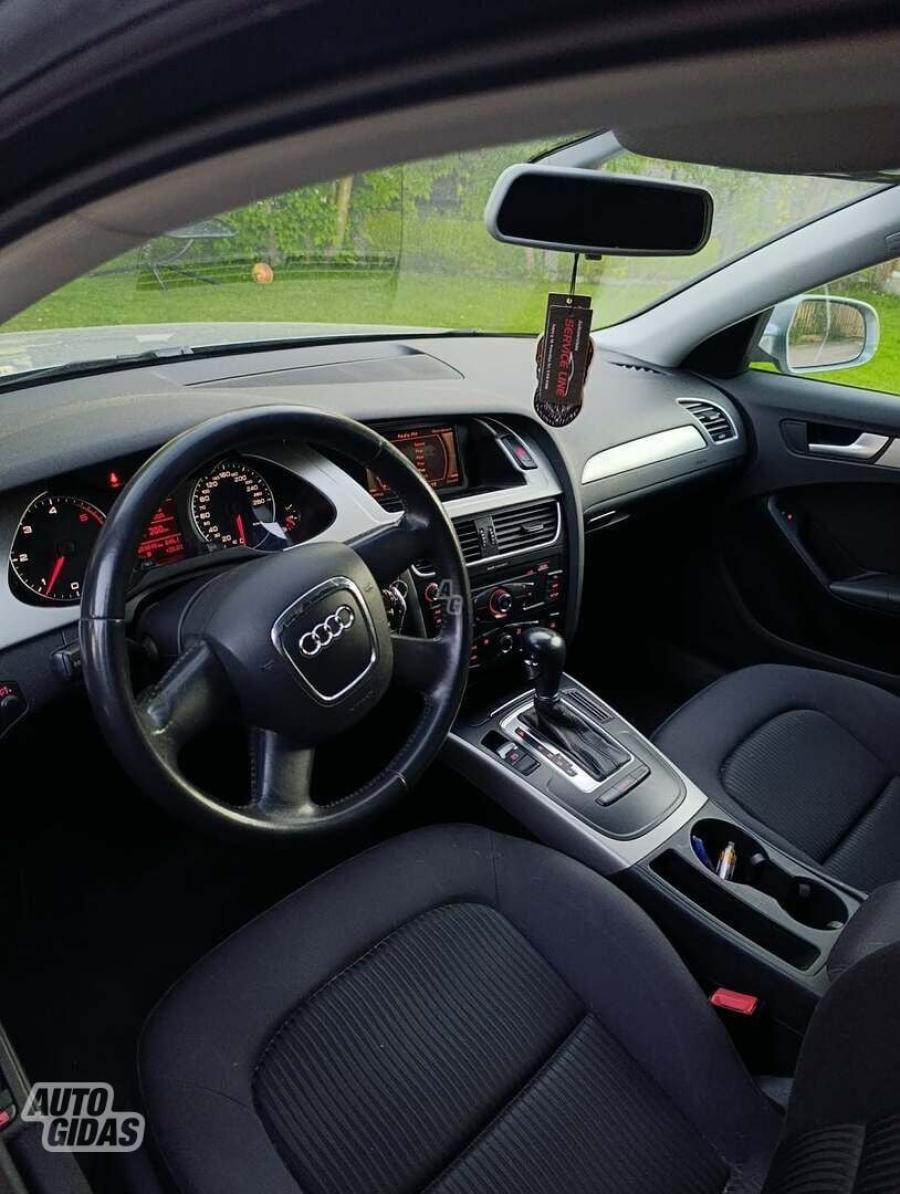 Grey Audi A4 2009 in Panevezys, with an engine capacity of 2.00 L and mileage of 259 thousand km for 5000 €, photo 7 on AUTOMOTO.COM.LV