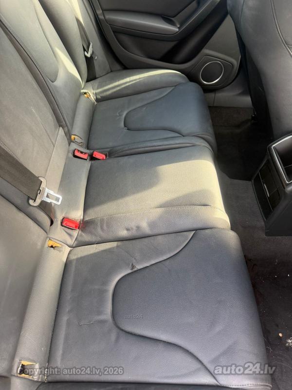 Grey Audi A4 2009 in Tallinn, with an engine capacity of 3.00 L and mileage of 466 thousand km for 3999 €, photo 10 on AUTOMOTO.COM.LV