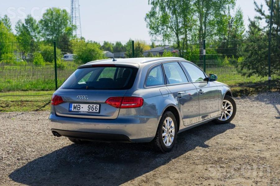 Grey Audi A4 2009 in Riga, with an engine capacity of 2.00 L and mileage of 340 thousand km for 6290 €, photo 7 on AUTOMOTO.COM.LV