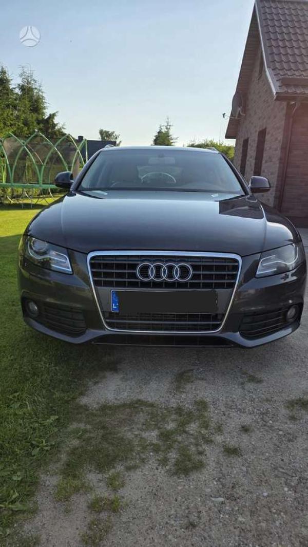 Grey Audi A4 2009 in Raseiniai, with an engine capacity of 1.97 L and mileage of 357 thousand km for 4400 €, photo 1 on AUTOMOTO.COM.LV