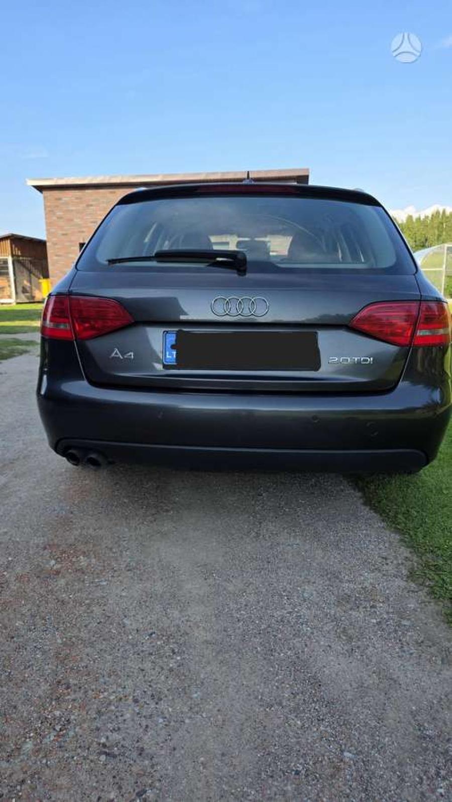 Grey Audi A4 2009 in Raseiniai, with an engine capacity of 1.97 L and mileage of 357 thousand km for 4400 €, photo 3 on AUTOMOTO.COM.LV