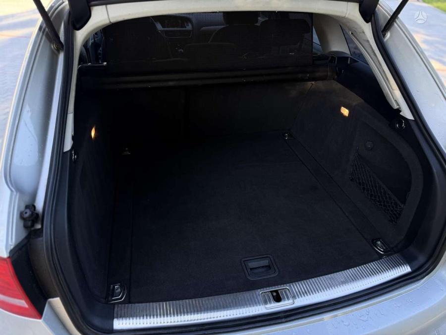 Grey Audi A4 2009 in Rokiskis, with an engine capacity of 1.97 L and mileage of 360 thousand km for 3450 €, photo 31 on AUTOMOTO.COM.LV