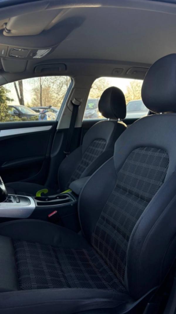Grey Audi A4 2009 in Riga, with an engine capacity of 2.00 L and mileage of 294 thousand km for 5199 €, photo 2 on AUTOMOTO.COM.LV
