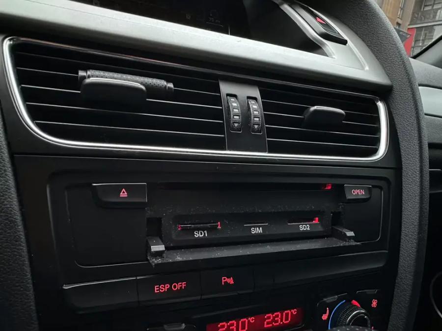 Grey Audi A4 2009 in Riga, with an engine capacity of 2.70 L and mileage of 251 thousand km for 5290 €, photo 34 on AUTOMOTO.COM.LV