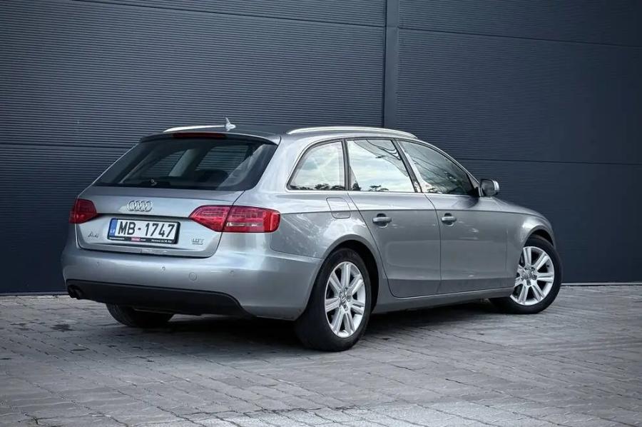 Grey Audi A4 2009 in Riga, with an engine capacity of 1.80 L and mileage of 264 thousand km for 3900 €, photo 7 on AUTOMOTO.COM.LV