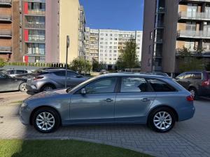 Grey Audi A4 2009 in Riga, with an engine capacity of 2.00 L and mileage of 364 thousand km for 4390 €, photo 3 on AUTOMOTO.COM.LV