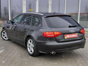 Pelēks Audi A4 2009 Viļņa, ar dzinēja tilpumu 2.70 L un nobraukumu 244 tūkst. km par 5250 €, foto 5 vietnē AUTOMOTO.COM.LV
