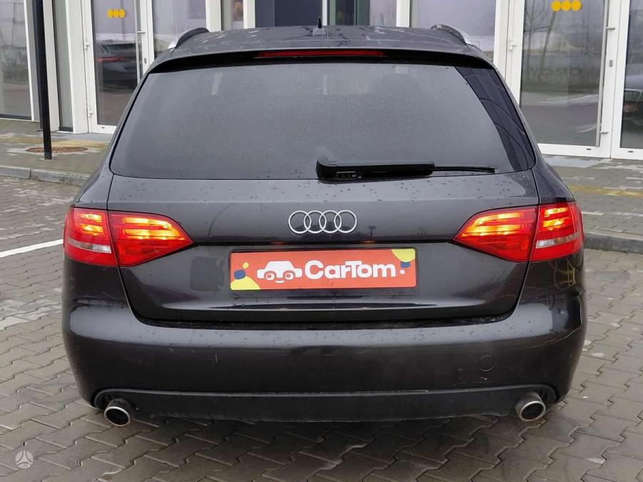 Pelēks Audi A4 2009 Viļņa, ar dzinēja tilpumu 2.70 L un nobraukumu 244 tūkst. km par 5250 €, foto 6 vietnē AUTOMOTO.COM.LV