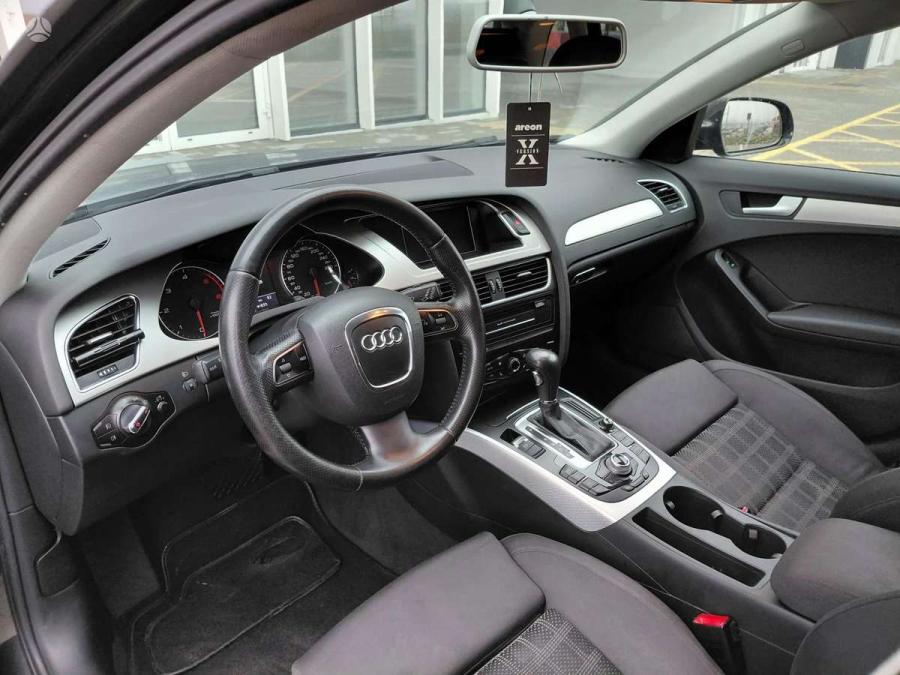 Pelēks Audi A4 2009 Viļņa, ar dzinēja tilpumu 2.70 L un nobraukumu 244 tūkst. km par 5250 €, foto 8 vietnē AUTOMOTO.COM.LV