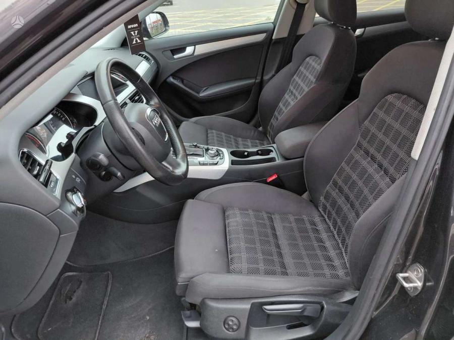 Pelēks Audi A4 2009 Viļņa, ar dzinēja tilpumu 2.70 L un nobraukumu 244 tūkst. km par 5250 €, foto 9 vietnē AUTOMOTO.COM.LV