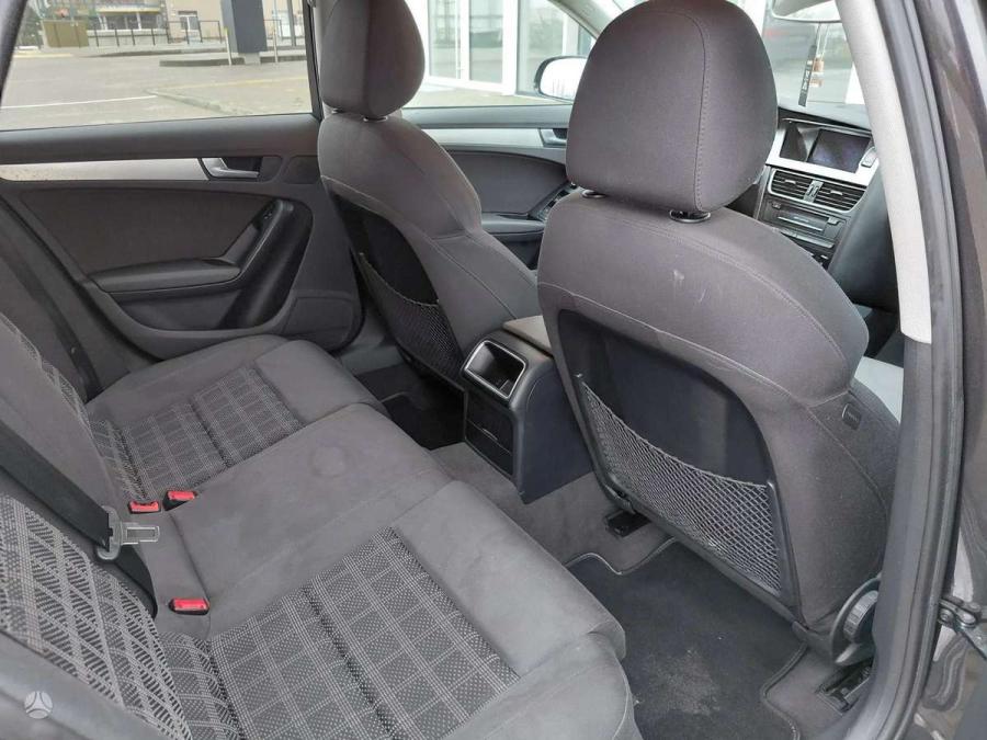 Pelēks Audi A4 2009 Viļņa, ar dzinēja tilpumu 2.70 L un nobraukumu 244 tūkst. km par 5250 €, foto 11 vietnē AUTOMOTO.COM.LV