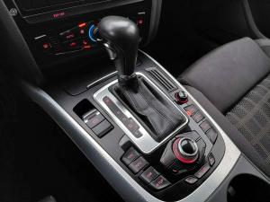 Pelēks Audi A4 2009 Viļņa, ar dzinēja tilpumu 2.70 L un nobraukumu 244 tūkst. km par 5250 €, foto 15 vietnē AUTOMOTO.COM.LV
